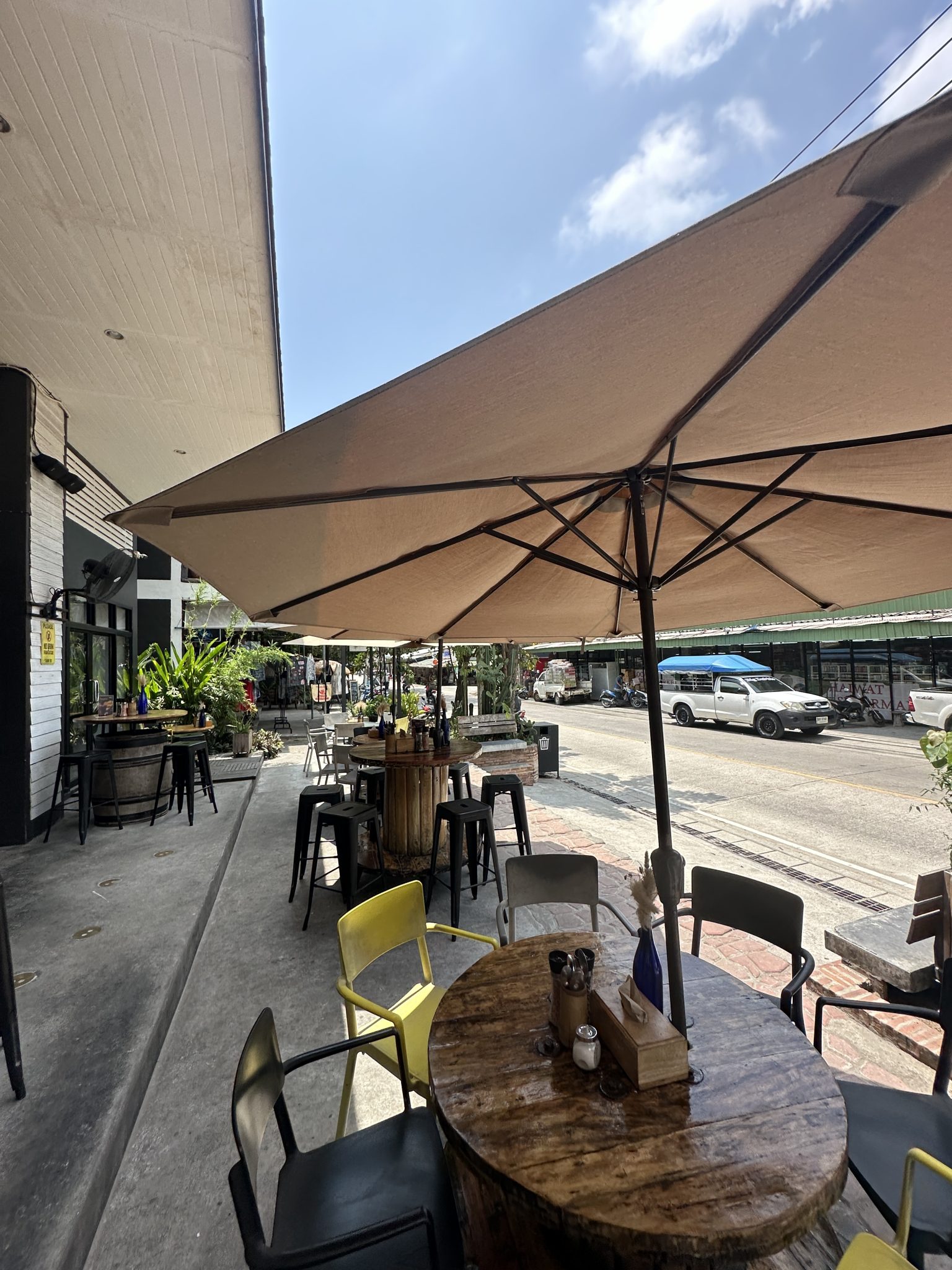 Umbrella – Ace of Shades ASIA